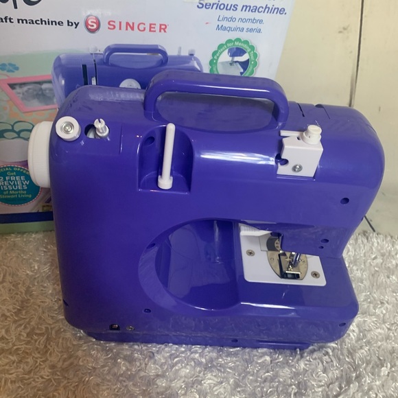 Singer | Other | Vintage Singer Pixie Craft Sewing Machine Purple ...